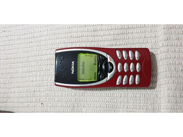 Nokia 8210, br 85, EXTRA stanje, original, odlicna