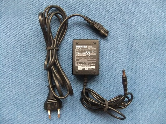 Toshiba adapter 5V 3A ORIGINAL + GARANCIJA!