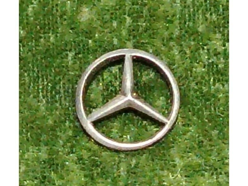 MERCEDES.