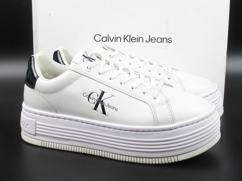 Calvin Klein patike KOŽA platforma J60