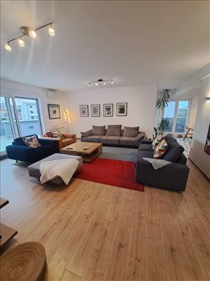 Penthouse 130m2 + 60m2 terasa - Dobropoljska