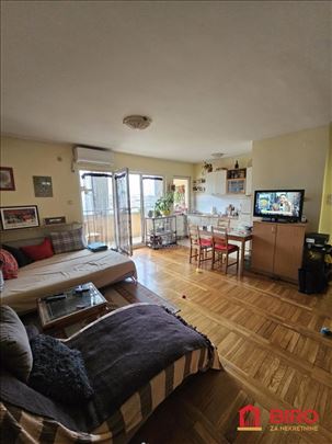 Novi Sad, Grbavica, Stan, 2.5, 60,00m2