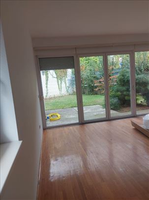 Dedinje, komforna kuća, plac 4a, ID 24985
