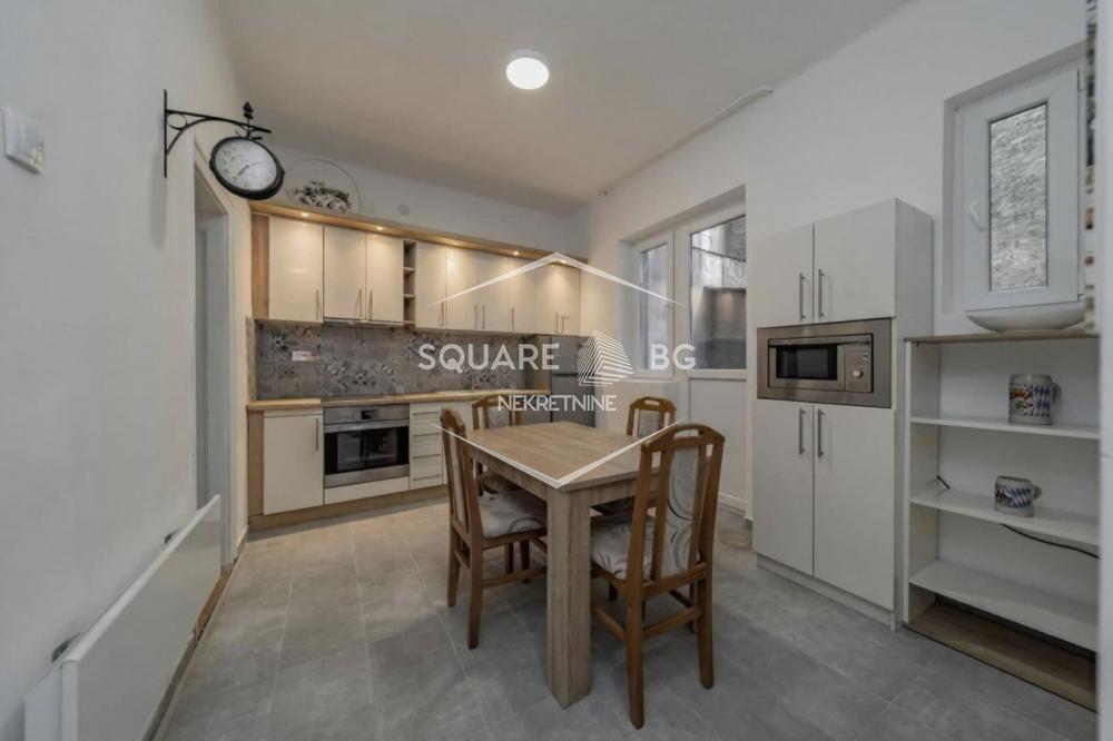 Botanička bašta, 3.0 namešten,male režije ID#4572 900 €