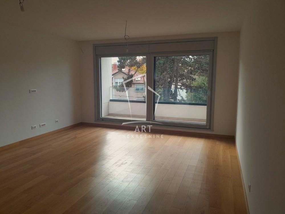 Lux, novogradnja, sa garažnim mestom ID#12678 1.400 €