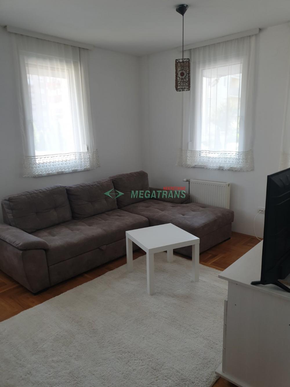 2.5-soban, 50m2, Nova Detelinara, Kopernikova ulica, sa p.mestom. PRIZEMLJE ID#1529 450 €