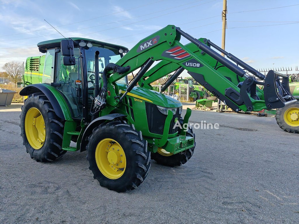 John Deere 5100M traktor točkaš