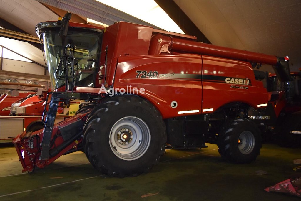 Case IH 7240 Axial Flow kombajn za žito