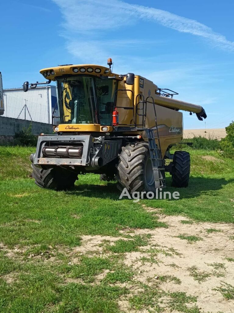 Caterpillar Challenger 680B kombajn za žito
