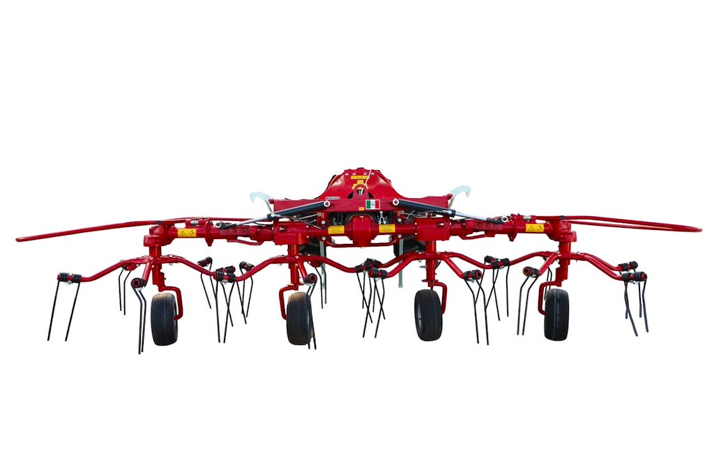 Novi Acma G520 prevrtač sena