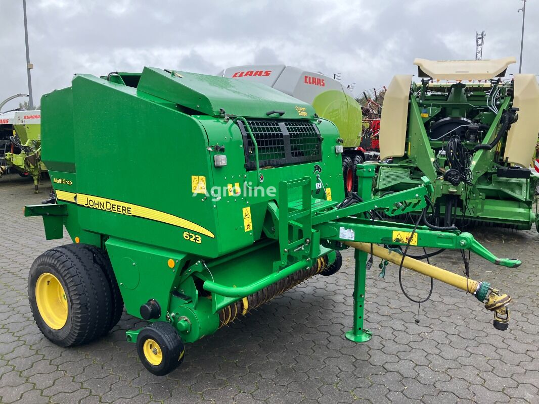 John Deere 623 MultiCrop balirka za okrugle bale