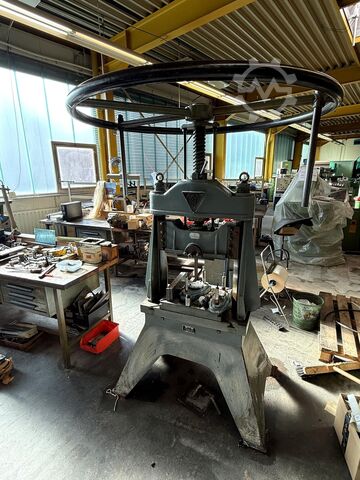 Presa za šrafove
NEHER Spindle Press