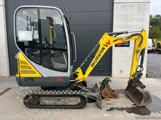 Mini Buldožer
Wacker Neuson ET16