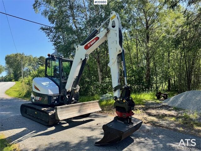 Bager za puzanje
Bobcat E55Z Mini Excavator w/ Rototilt and 2 buckets. 260