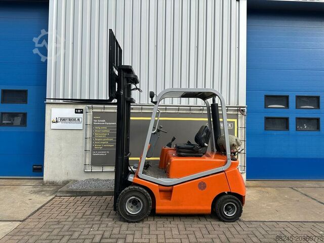 VS-22450 LPG trostruki viljuškar BT 5510mm sa bočnim pomakom
BT CBG18