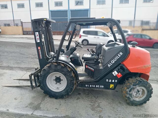 Viljuškari van puta
Manitou MC18.4 D