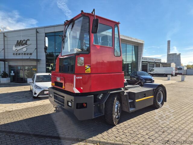 Traktor za prevoz
Kalmar TR6181 4X4 - 1 OWNER