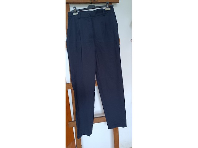 Teget poslovno elegantne pantalone vel.M