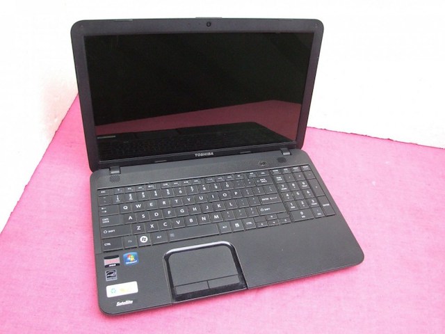 Toshiba C885D laptop za delove