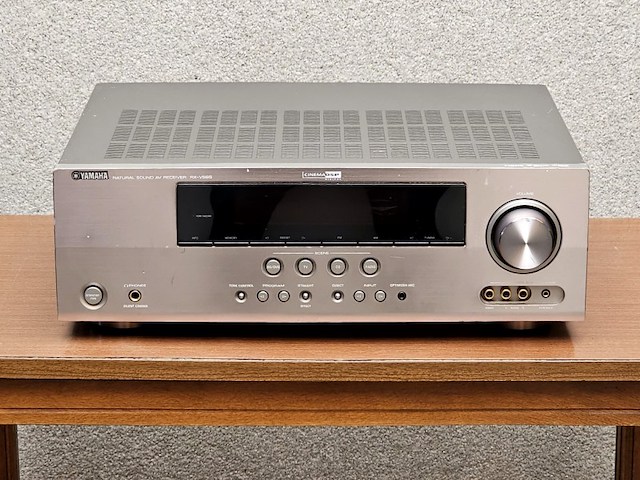 Yamaha RX-V565 HDMI DAC Optika