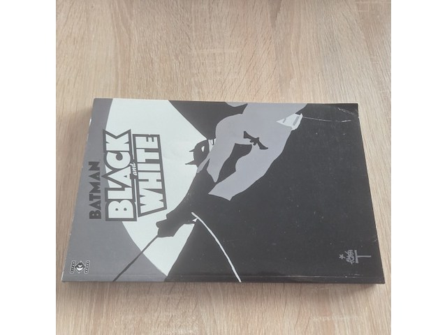 Batman: Black and White TPB