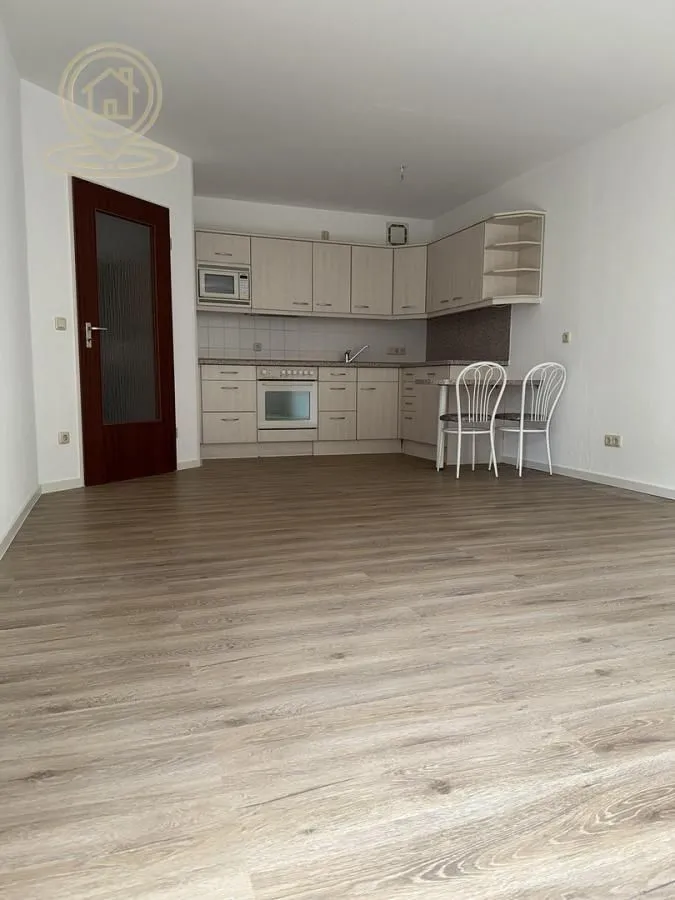 Prodaja, dvosoban stan, 55m², Vašarište, Kragujevac