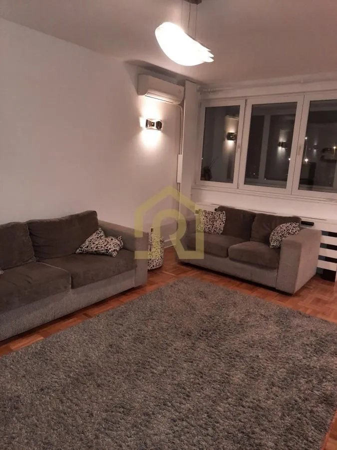 Izdavanje, dvosoban stan, 70m2, Zemun, Beograd