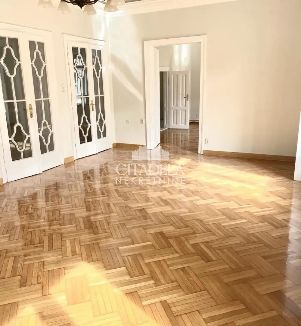 Izdavanje, stan, 239m², Stari Grad, Beograd
