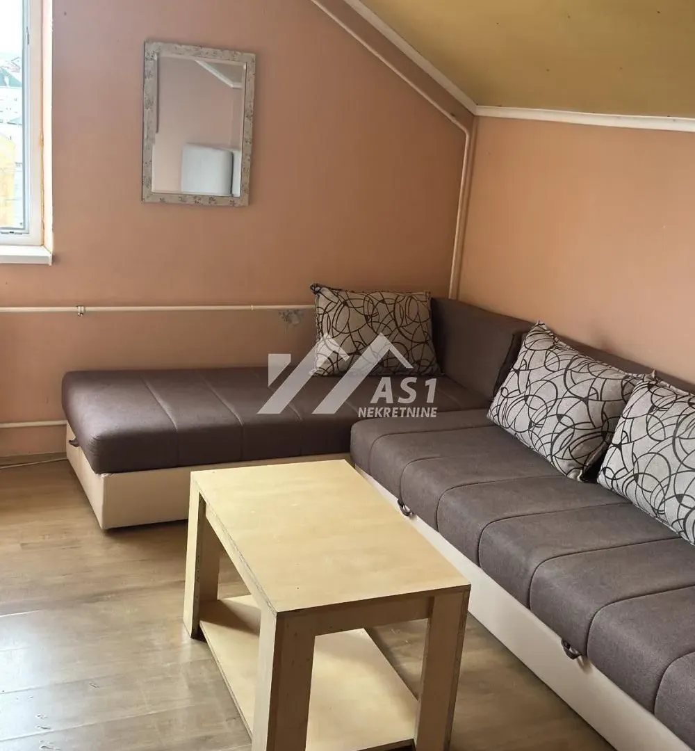 Izdavanje, stan, 20m2, Banatić, Novi Sad, Novi Sad