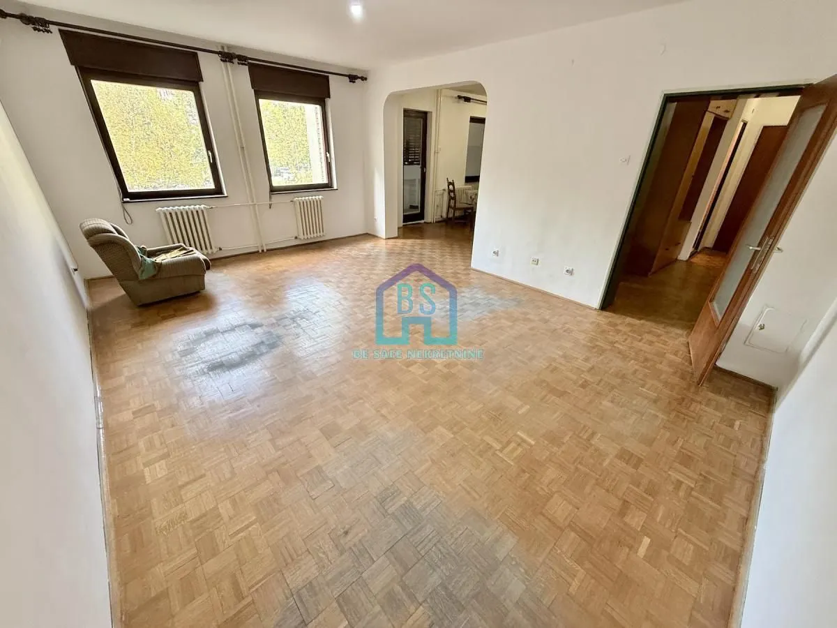 Prodaja, trosoban stan, 95m², Sajmište, Novi Sad