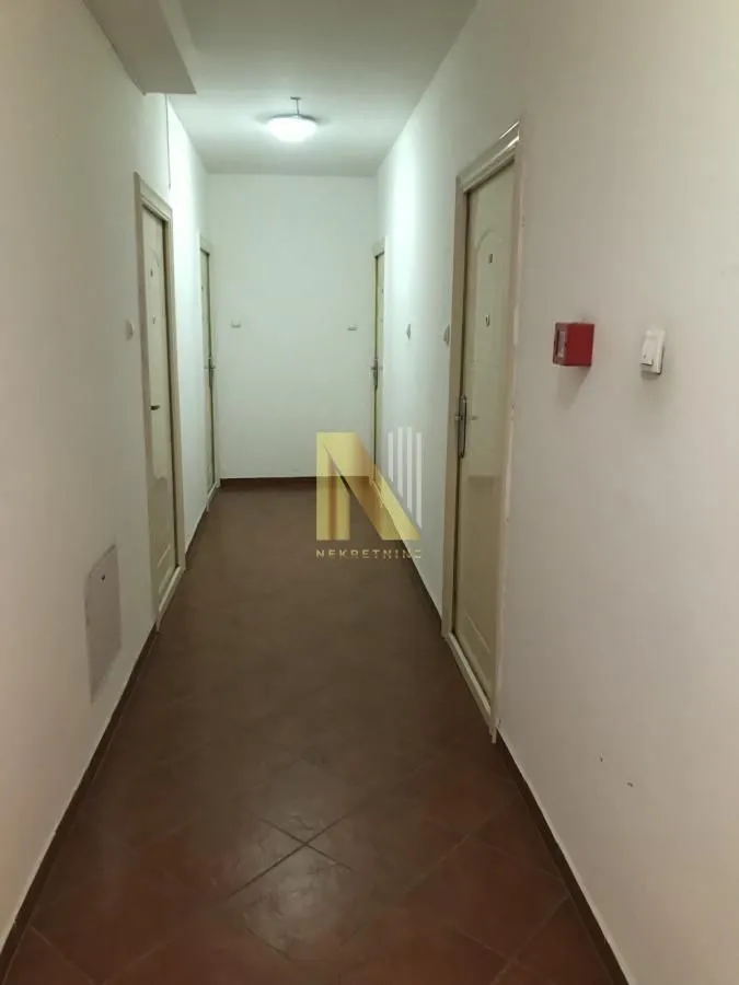 Izdavanje, garsonjera, 30m2, Adamovićevo Naselje, Novi Sad, Novi Sad