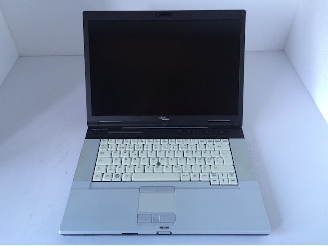 Fujitsu Siemens Lifebook E8410 za delove
