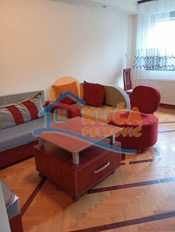 Izdaje se odličan stan kod Tehničkih fakulteta, 48m2