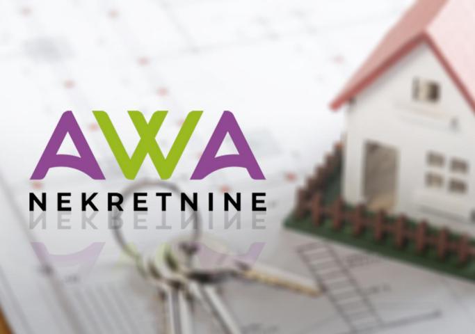 Na prodaju - Uknjižena spratna kuća u Somboru
