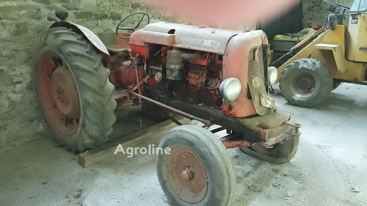 Nuffield 460 traktor točkaš po rezervnim delovima