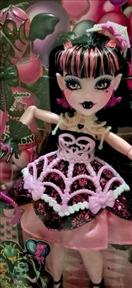 Monster High Draculaura Birthday- već samo 1 na st
