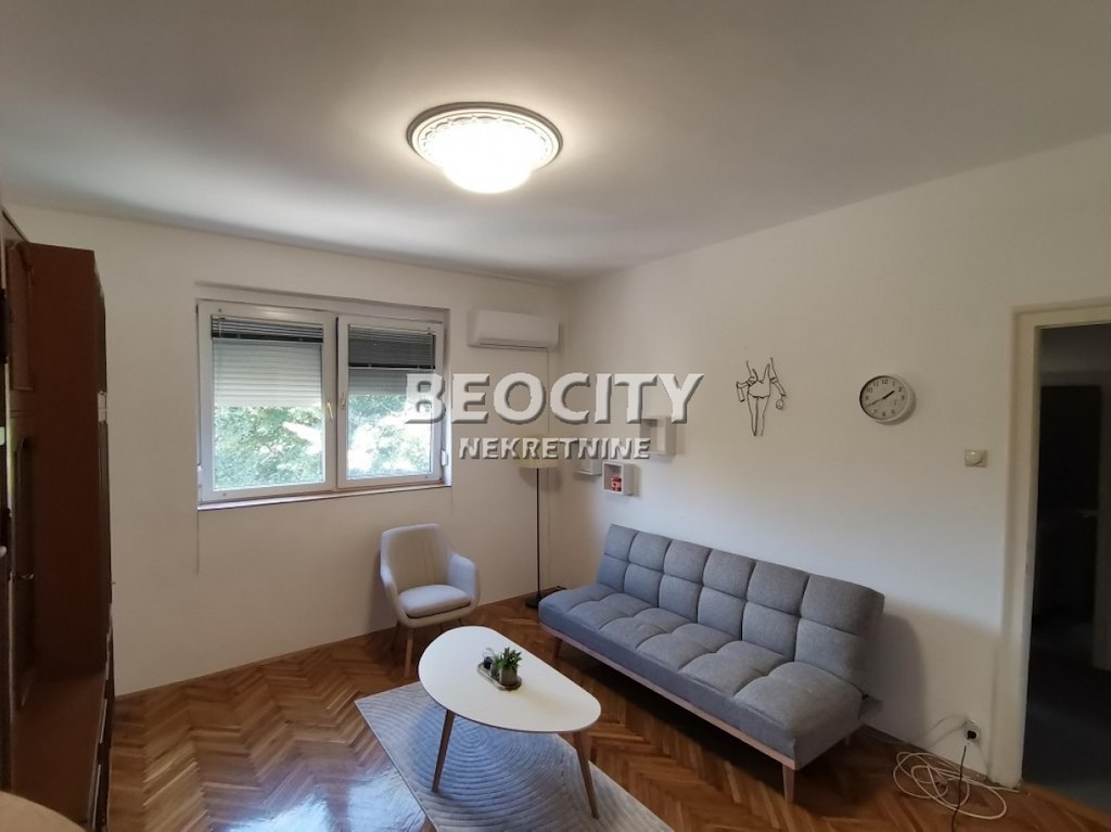 Vračar, Južni bulevar, Mlade Bosne, 1. 0, 34m2, 420EUR