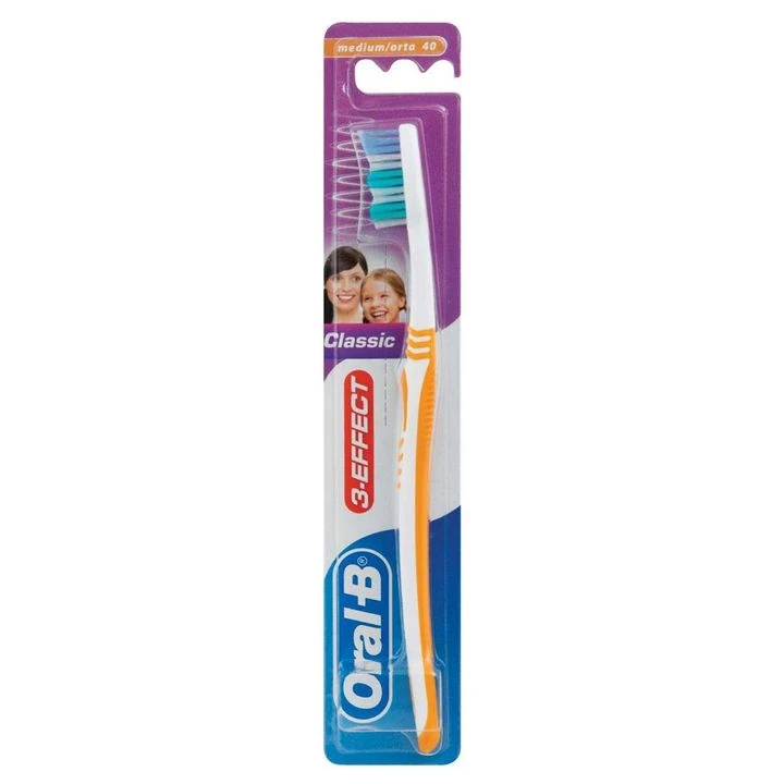 ORAL B Četkica za zube 3 Effect Classic 40 medium