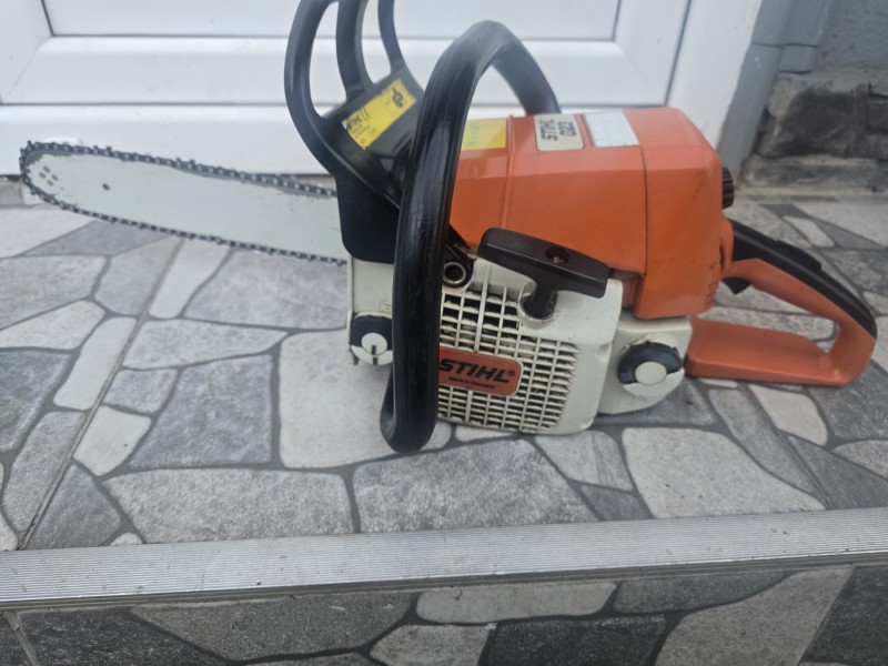 STIHL 023 motorna testera – ispravna, doneseno iz Nemač