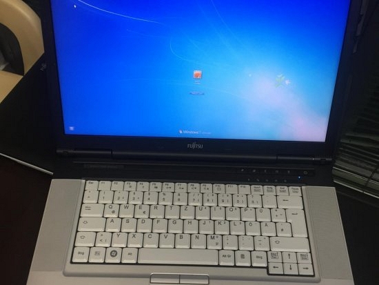 Fujitsu Celsius H700 I7/4gb/320gb AKCIJA