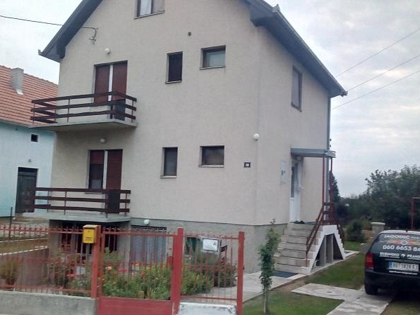 Kuca 290 m2 Ratari Obrenovac