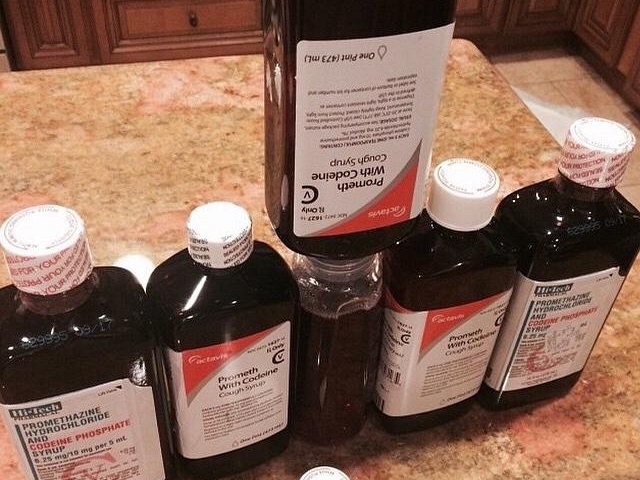 Kupite Actavis Promethazine sa sirupom od kašlja Codeine purpurni