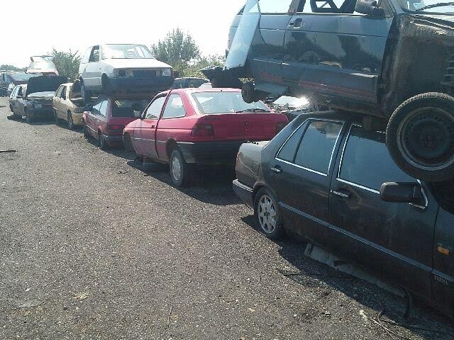 Potreban radnik na auto otpadu u Železniku