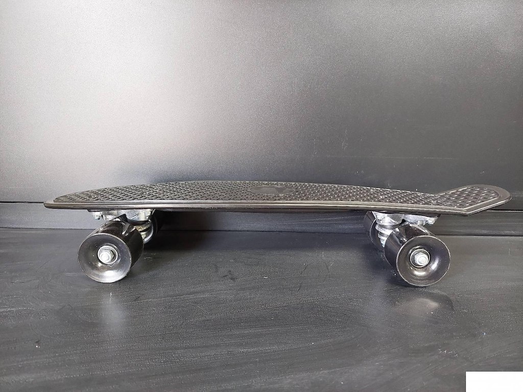 Crni Skejtbord (pennyboard) – Crni Skejtbord (pennyboard)