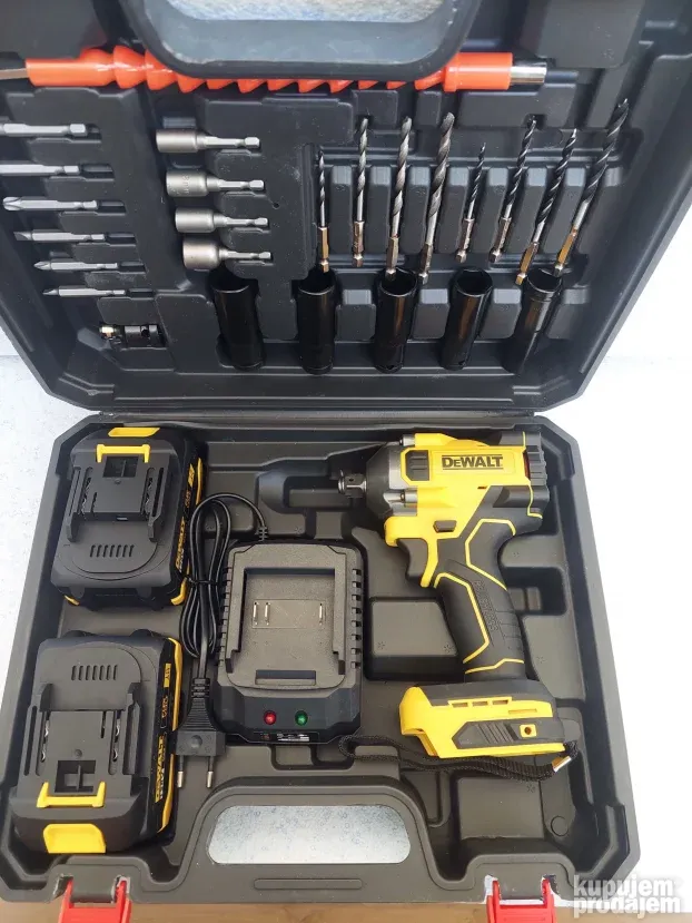 NOVO! Dewalt udarni Aku odvijac 128V u koferu sa alatom i 2 bater