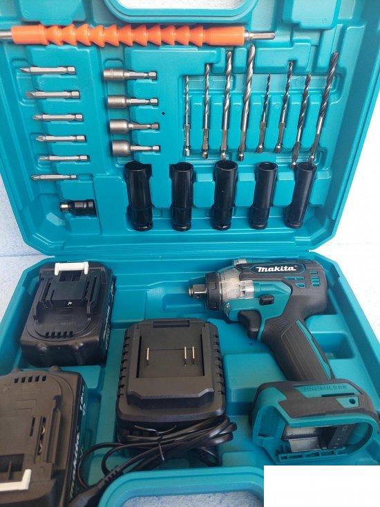 NOVO! Makita Aku udarni odvijac pistolj 128V set 2 bat i alat