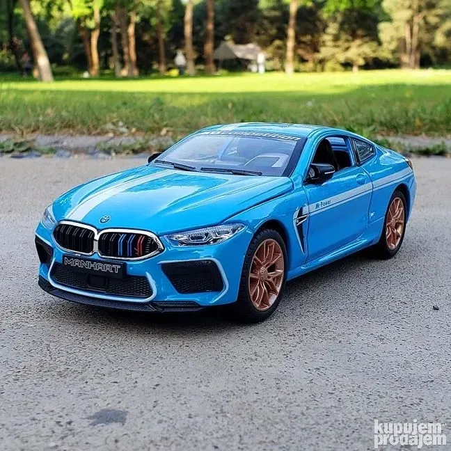 Plavi Bmw M8 1/24 diecast – Plavi Bmw M8 1/24 diecast