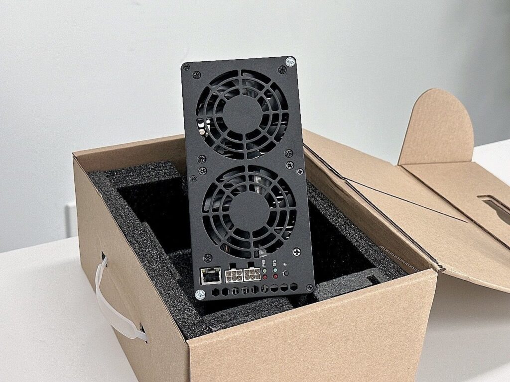 offer Goldshell XTM XT XT BOX 580G Asic Tari Miner best price $1000 usdt