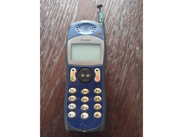 trium telefon mt-140 astral kolekcionarski primerak