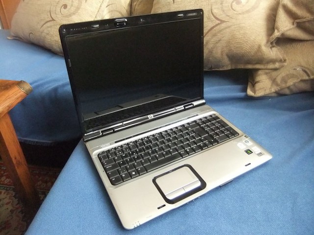 HP Pavilion dv9700 za delove-losa grafa